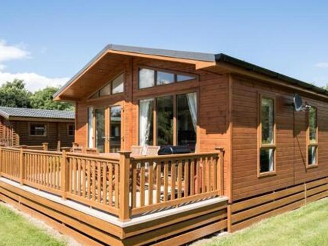 3 Bedroom Lodge For Sale In Frettenham