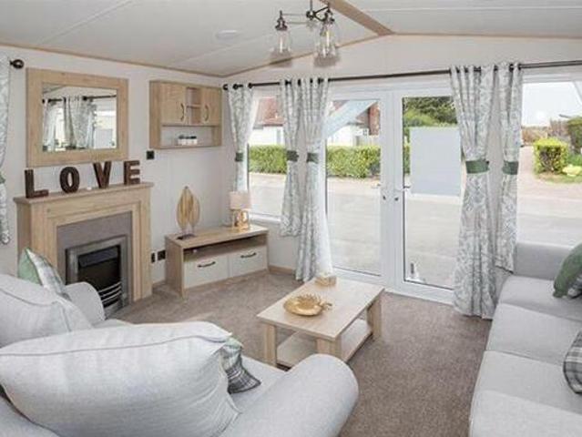 3 Bedroom Lodge For Sale In Hubbert´s Bridge, Boston