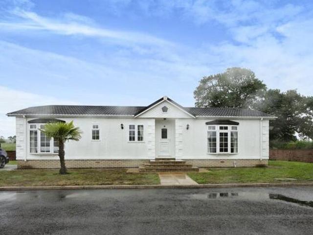 3 Bedroom Lodge For Sale In Lockerbie