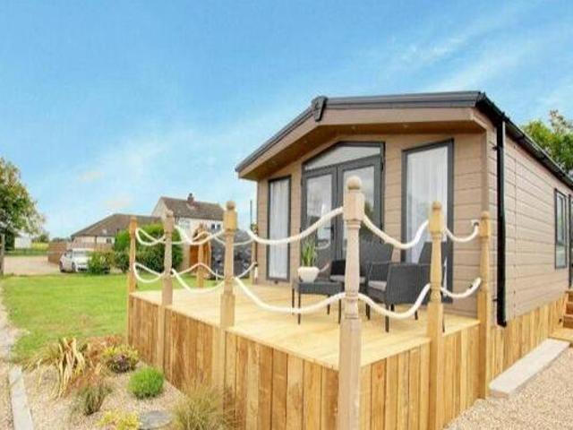 3 Bedroom Lodge For Sale In Mumby, Alford