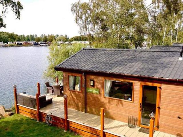 3 Bedroom Lodge For Sale In Sleaford Road
