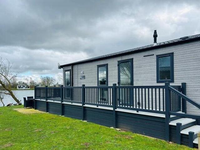 3 Bedroom Lodge For Sale In Tattershall