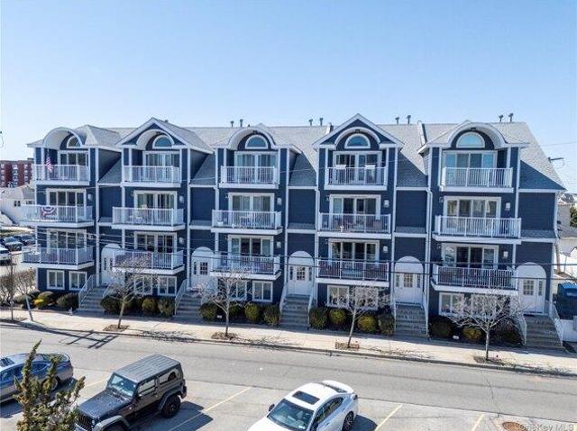 3 bedroom, Long Beach NY 11561 101801778