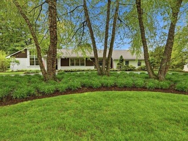 3 bedroom, Longmeadow MA 01106 102823498
