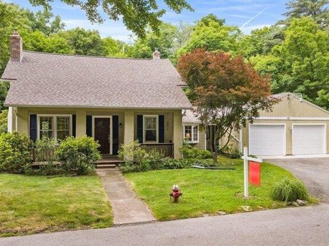 3 bedroom, Longmeadow MA 01106 104567110