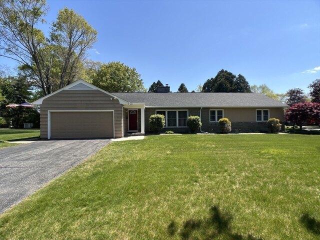 3 bedroom, Longmeadow MA 01106 LS102961417