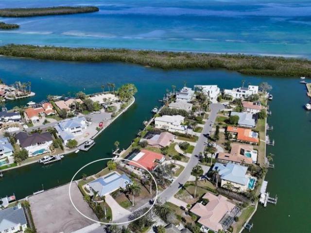 3 bedroom, Longboat Key FL 34228 102520200