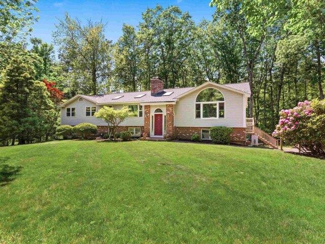 3 bedroom, Londonderry NH 03053 104607612