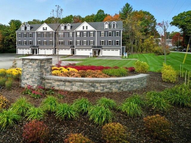 3 bedroom, Londonderry NH 03053 102027184