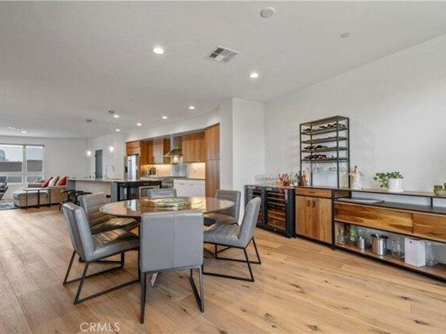 3 bedroom, Los Angeles CA 90012 88772413
