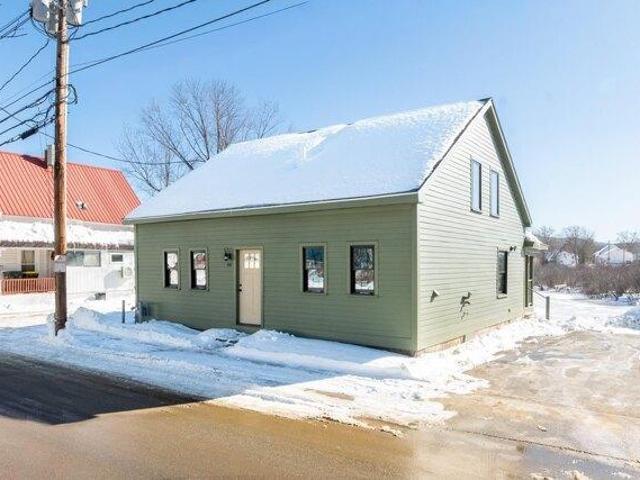 3 bedroom, Laconia NH 03246 101933861