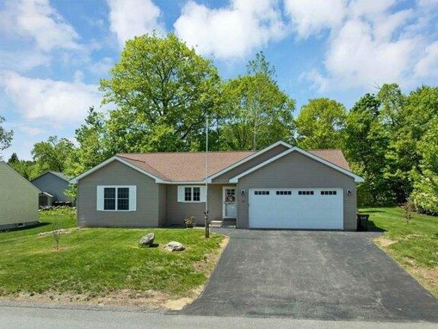 3 bedroom, Laconia NH 03246 103223956