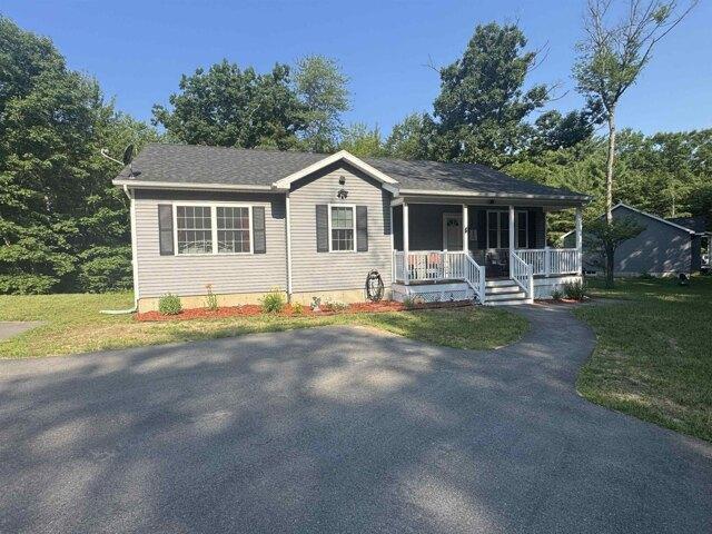 3 bedroom, Laconia NH 03246 104568733