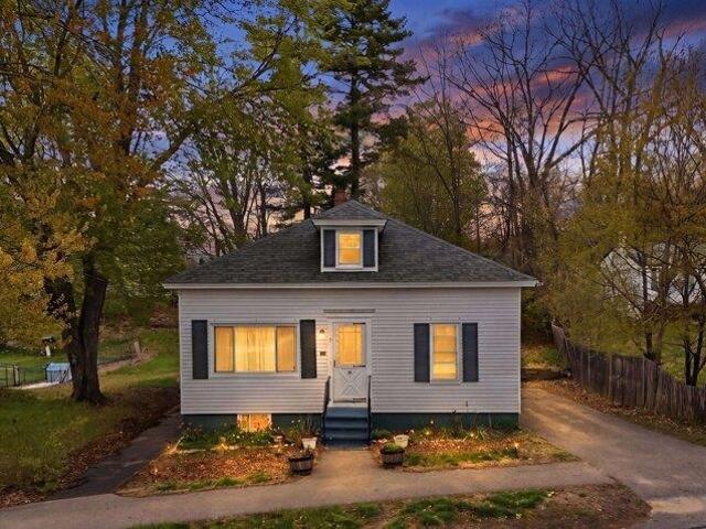 3 bedroom, Laconia NH 03246 LS102670059