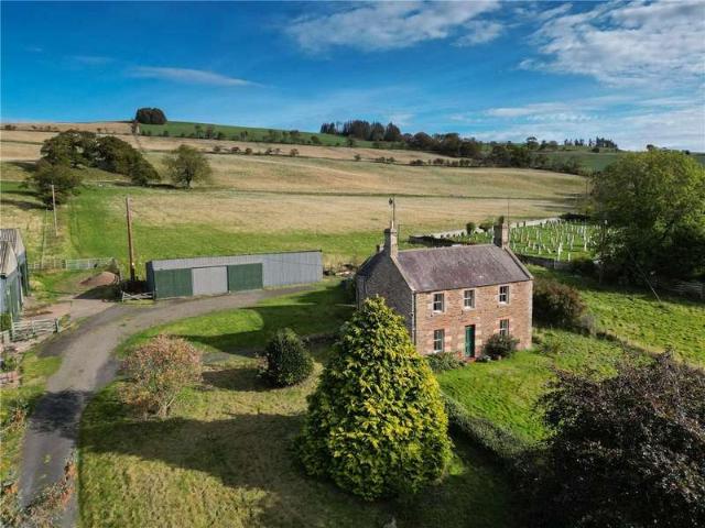 3 Bedroom Land Commercial