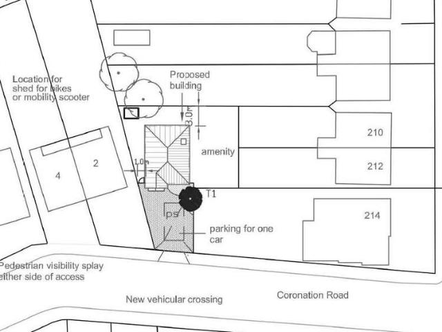 3 Bedroom Land Commercial