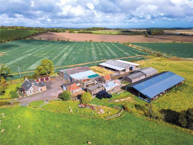 3 Bedroom Land Commercial