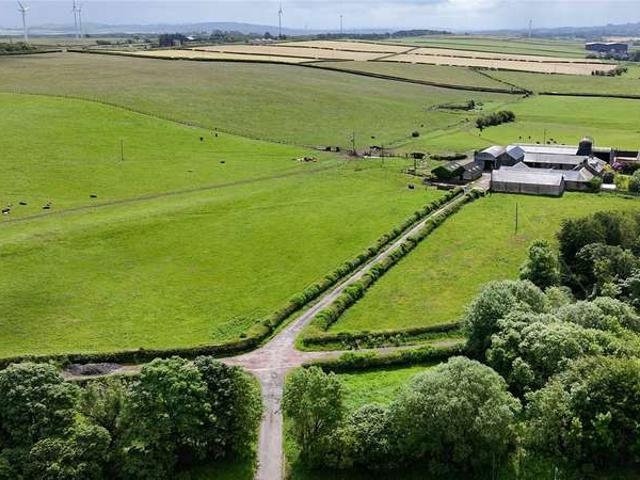 3 Bedroom Land Commercial