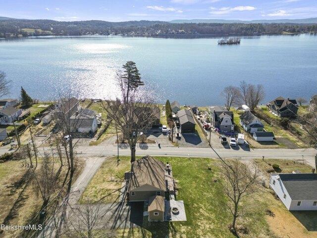 3 bedroom, Lanesborough MA 01237 102476596