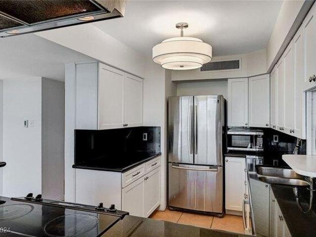 3 bedroom, Las Vegas NV 89109 89293534