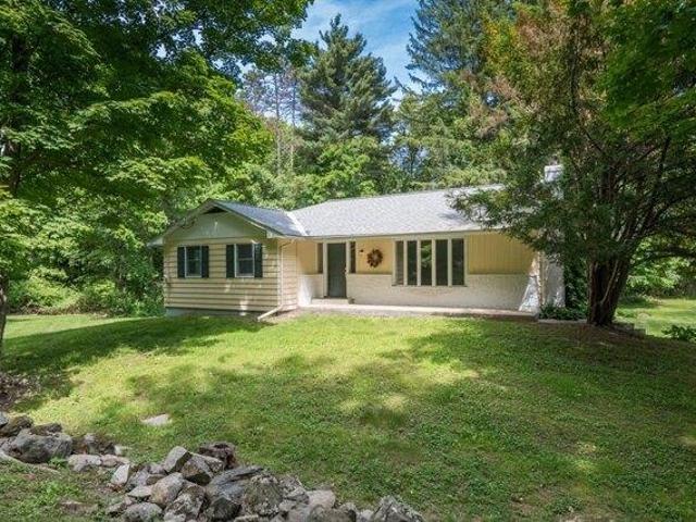 3 bedroom, Leverett MA 01054 103852278