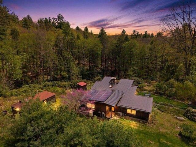 3 bedroom, Leverett MA 01054 103888980
