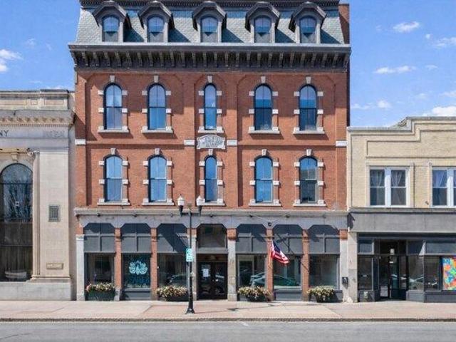 3 bedroom, Lewiston ME 04240 104791054