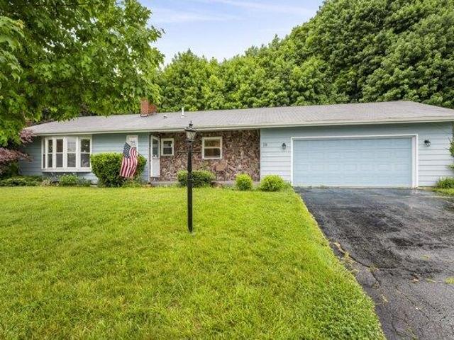 3 bedroom, Lewiston ME 04240 104791131