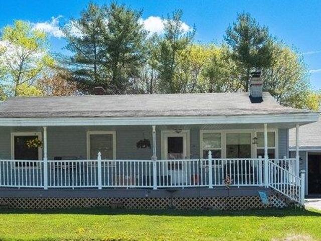 3 bedroom, Lewiston ME 04240 102562781