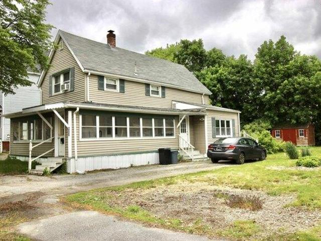 3 bedroom, Lewiston ME 04240 103160858