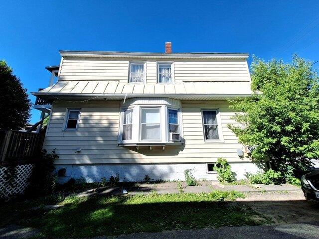 3 bedroom, Lewiston ME 04240 103222208