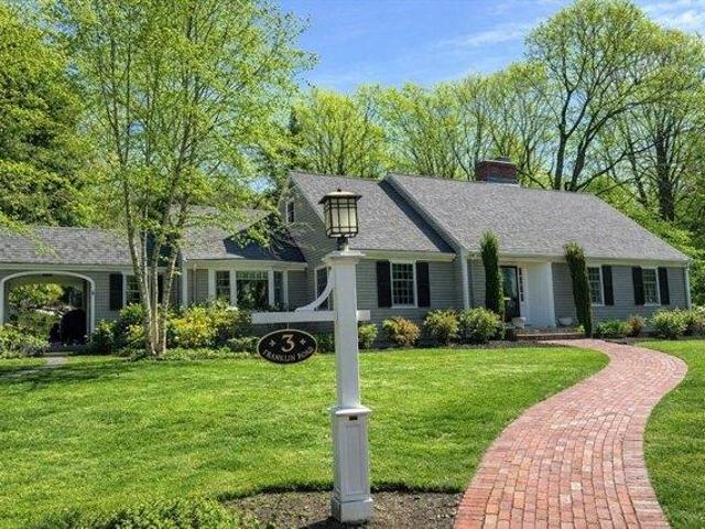3 bedroom, Lexington MA 02420 102960632