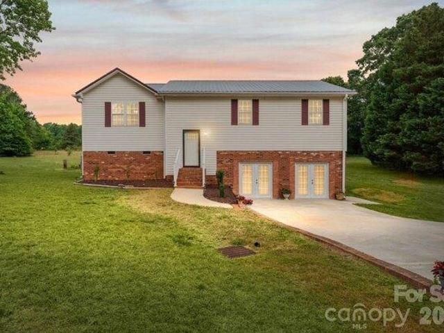 3 bedroom, Lexington NC 27295 104901167