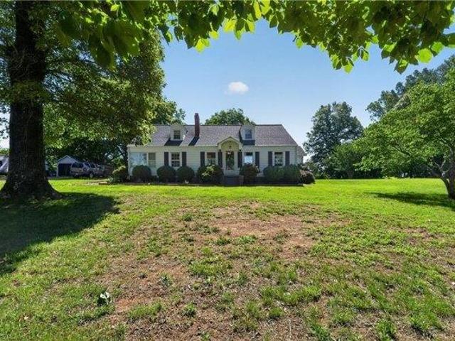 3 bedroom, Lexington NC 27295 104901270