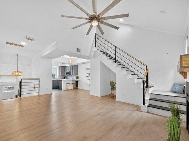 3 bedroom, League City TX 77573 LS94271697