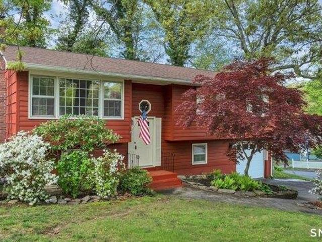 3 bedroom, Ledyard CT 06335 102478263
