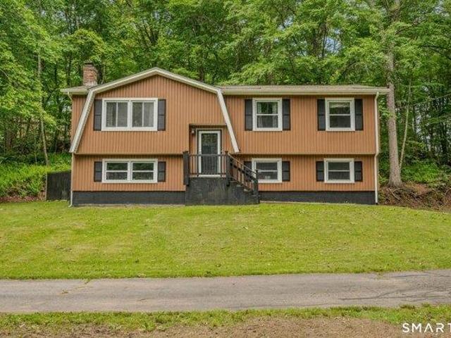 3 bedroom, Ledyard CT 06335 104190861