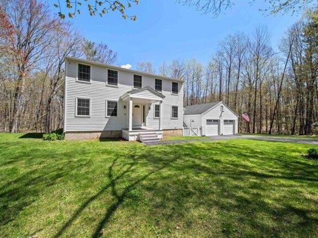 3 bedroom, Lee NH 03861 102728930