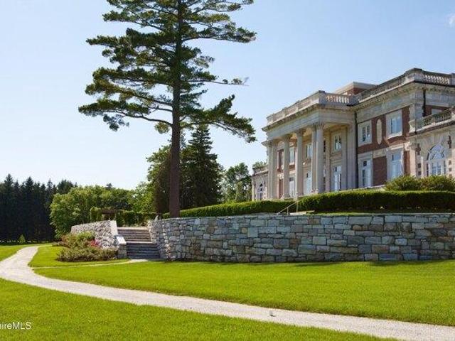 3 bedroom, Lenox MA 01240 104898756
