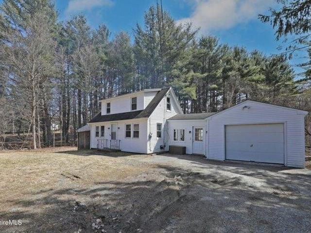 3 bedroom, Lenox MA 01240 102372141