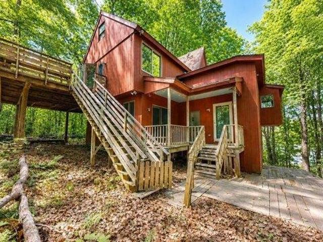 3 bedroom, Lenox MA 01240 103666726
