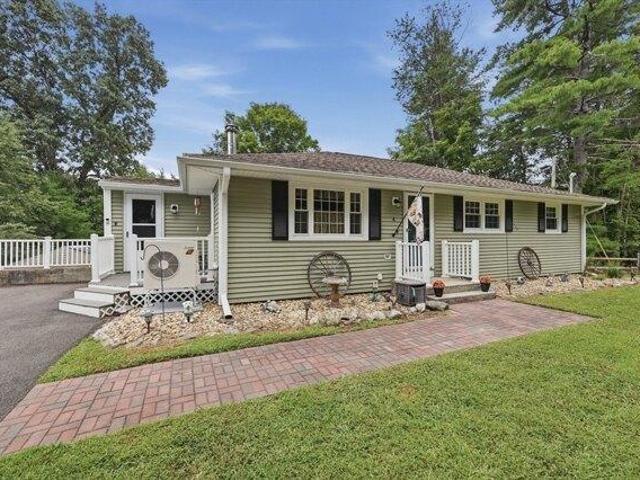 3 bedroom, Leominster MA 01453 105156139