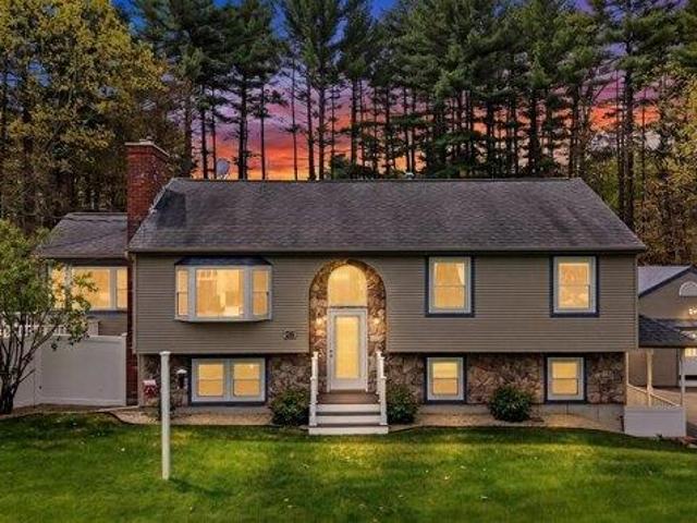 3 bedroom, Litchfield NH 03052 102634612