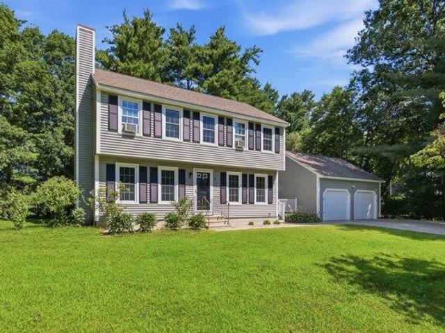 3 bedroom, Litchfield NH 03052 104851296
