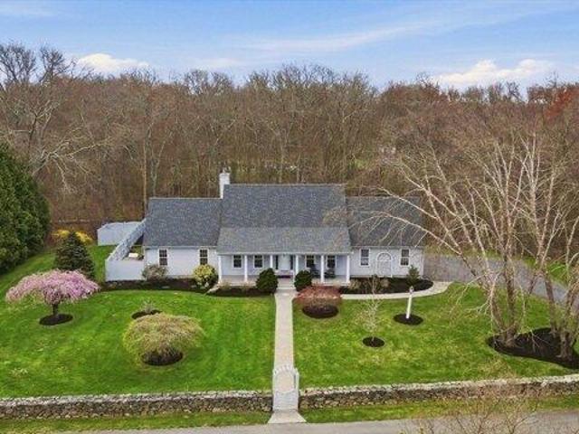 3 bedroom, Little Compton RI 02837 102344731