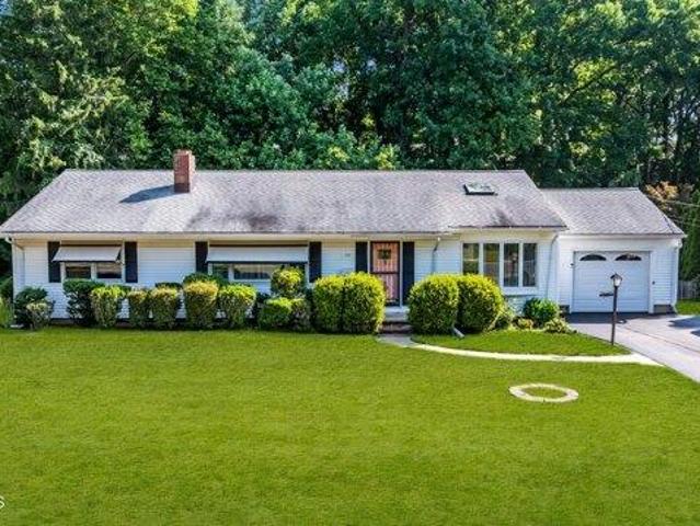 3 bedroom, Little Silver NJ 07739 104608456