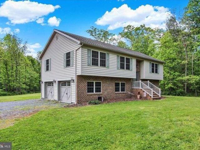 3 bedroom, Littlestown PA 17340 103627776
