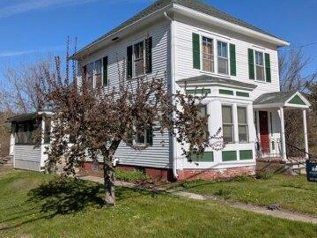 3 bedroom, Livermore Falls ME 04254 103622599