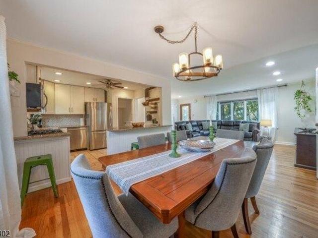 3 bedroom, Livingston NJ 07039 102825308