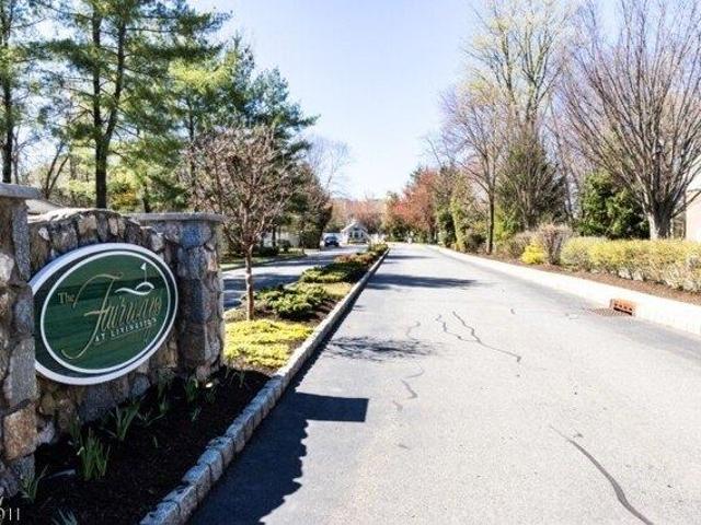 3 bedroom, Livingston NJ 07039 LS101705884